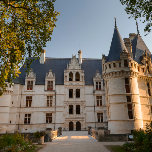 Welcome to the castle of Azay-le-Rideau